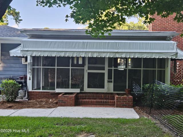 105 Forest Drive