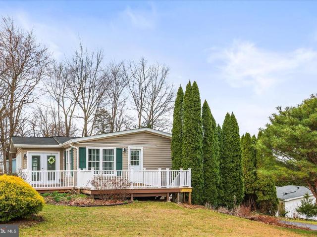 105 Frog Pond Hollow