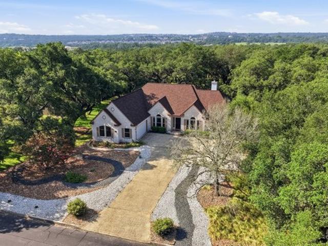 105 Kendall Rdg, Boerne, TX 78015
