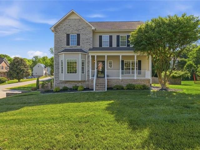 105 Honeyridge Ct, Lewisville, NC 27023