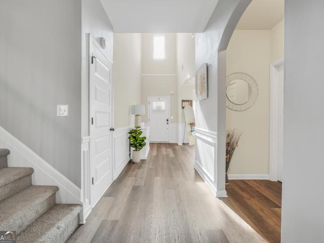 105 Hacienda Avenue 27