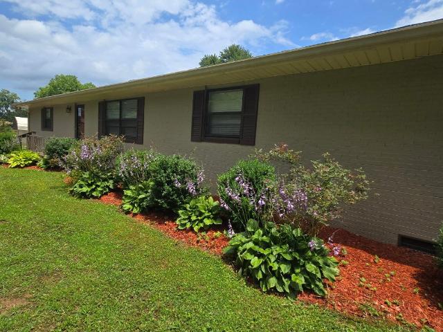105 Hamel Drive