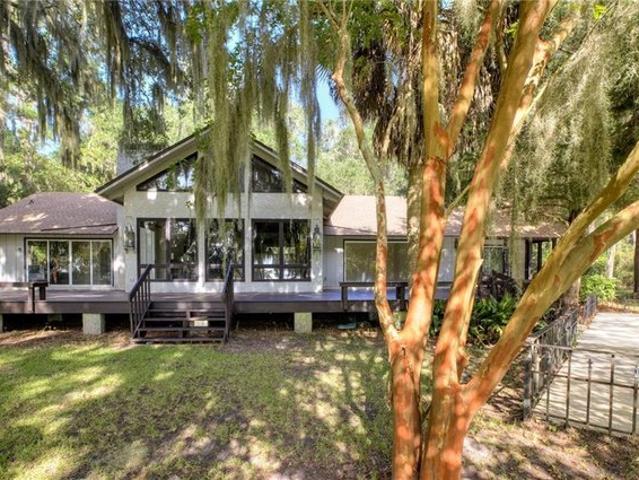 105 Hasell Ln, Saint Simons Island, GA 31522