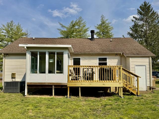105 Heathcote Ct