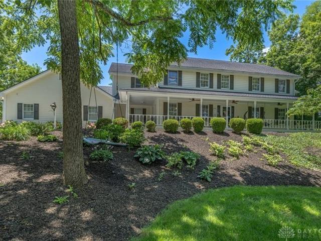 105 Heatherwoode Cir, Springboro, OH 45066