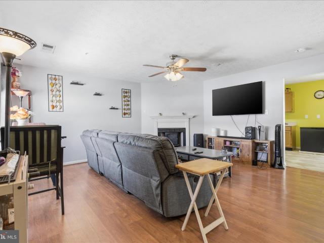 105 Hibiscus Ct, La Plata, MD 20646 | MLS #MDCH2053