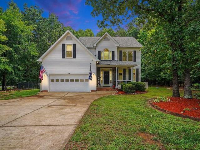 105 Highview Dr, Youngsville, NC 27596