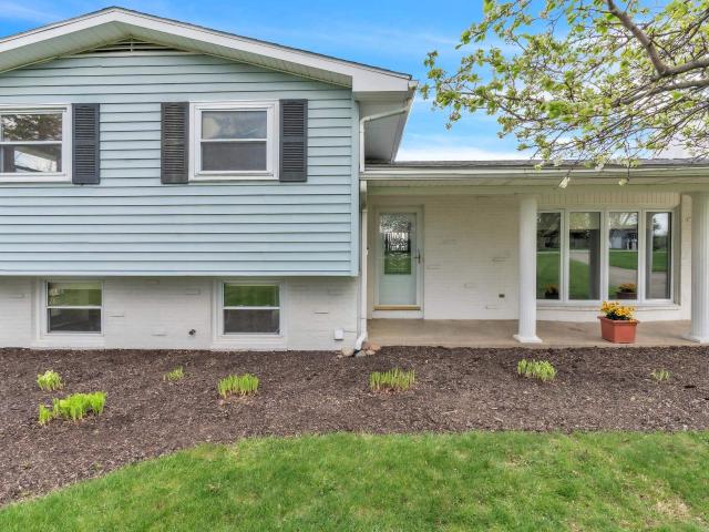 105 Hillcrest Drive