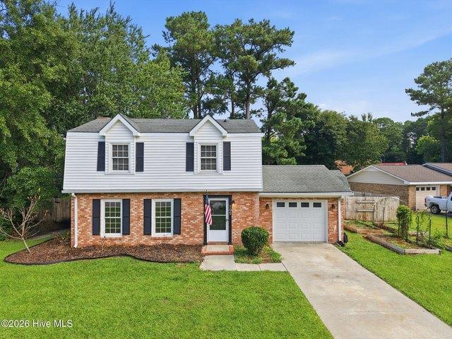 105 Hillside Ct, Jacksonville, NC 28546