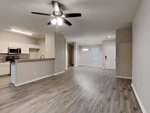 105 Independence Trail