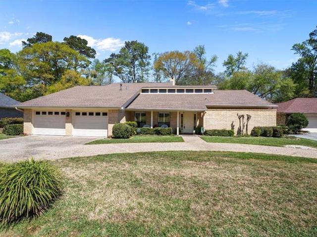 105 Innisbrook Dr, Lufkin, TX 75901