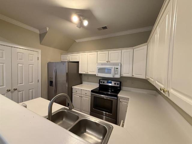 105 island crest cir