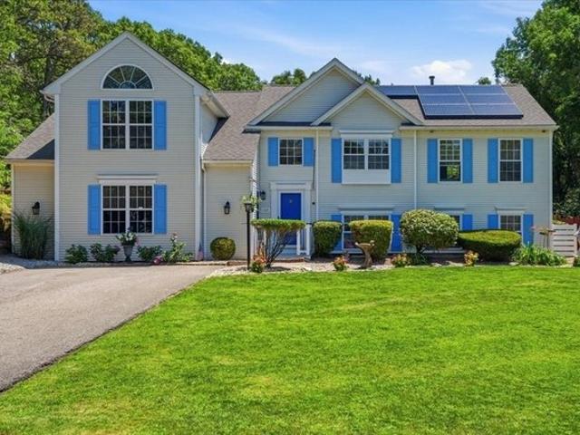 105 Joyce Dr, Plymouth, MA 02360