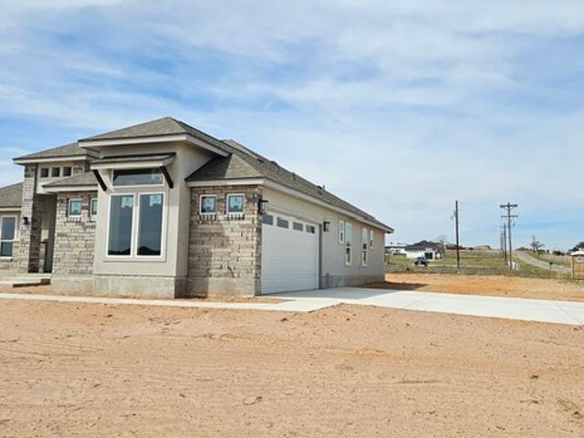 105 Oakmont Ln