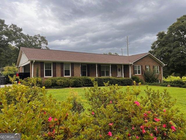 105 Olympia Dr, Thomaston, GA 30286
