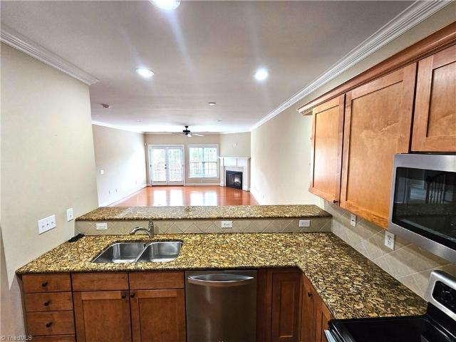 105 Oleander Drive
