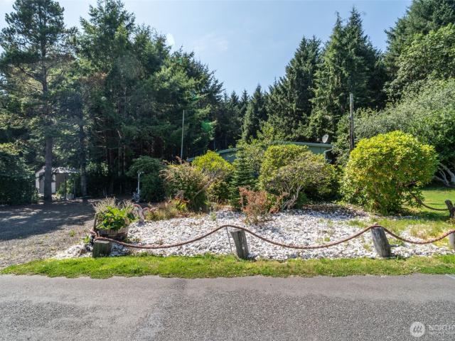 105 Oyehut Road
