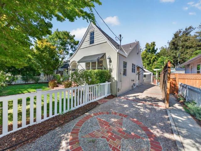 105 Loma Alta Avenue