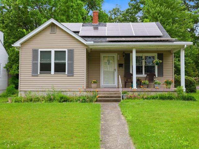 105 Lorraine Ct, Berea, KY 40403