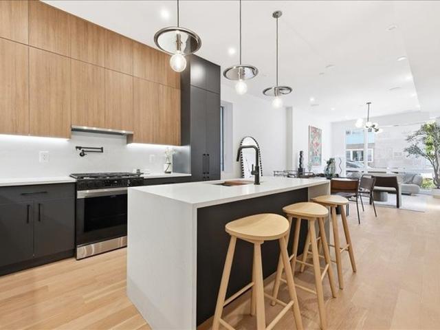 105 Laidlaw Ave Unit 1, Jersey City, NJ 07306
