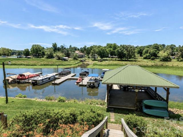 105 Lake Top Lane