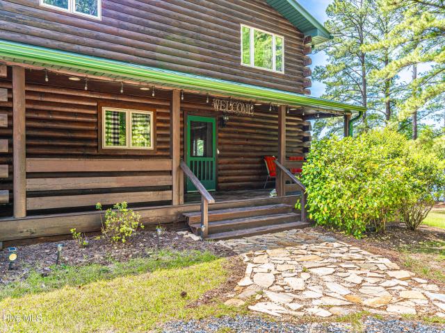 105 Lakewood Drive