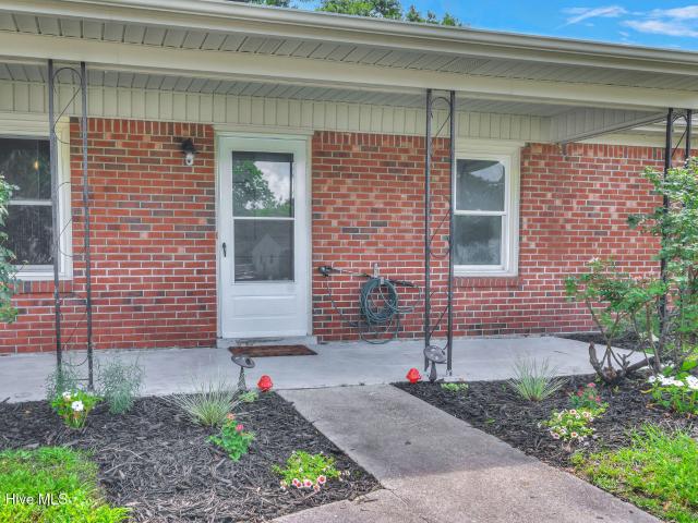 105 Lance Court
