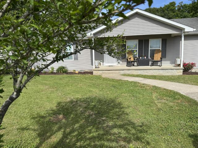 105 Larkins Dr