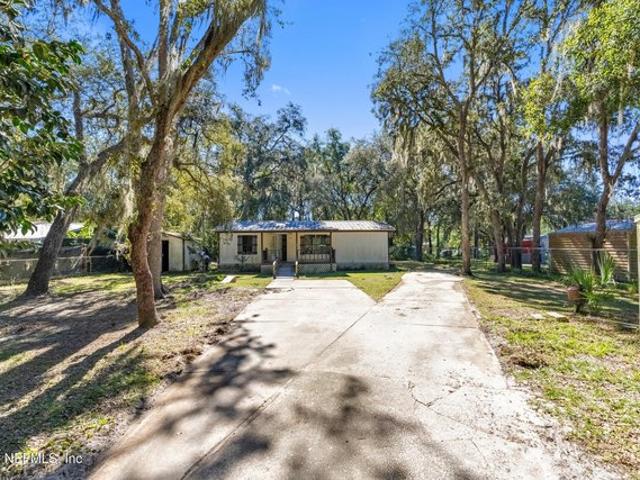 105 Leisurely Ave, Satsuma, FL 32189