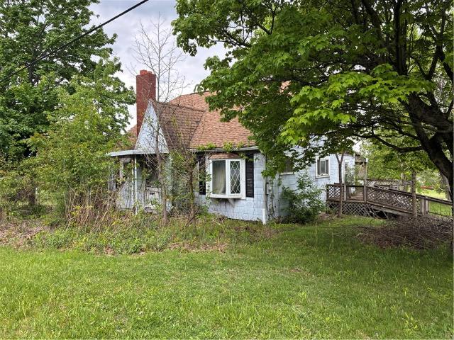 105 Lentz Rd
