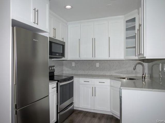105 Lincoln Avenue 105 I
