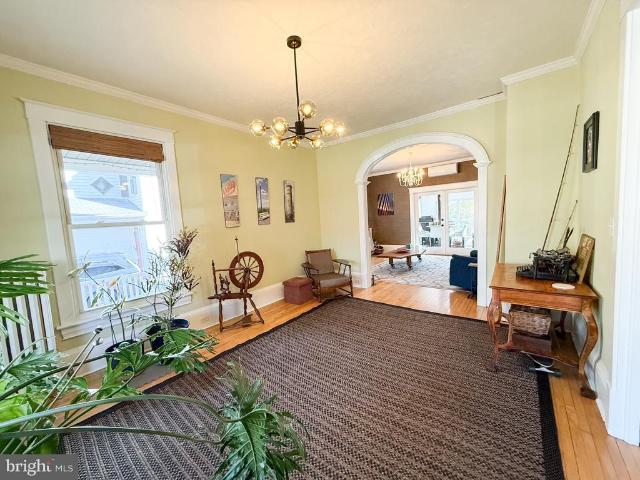 105 Linden Avenue