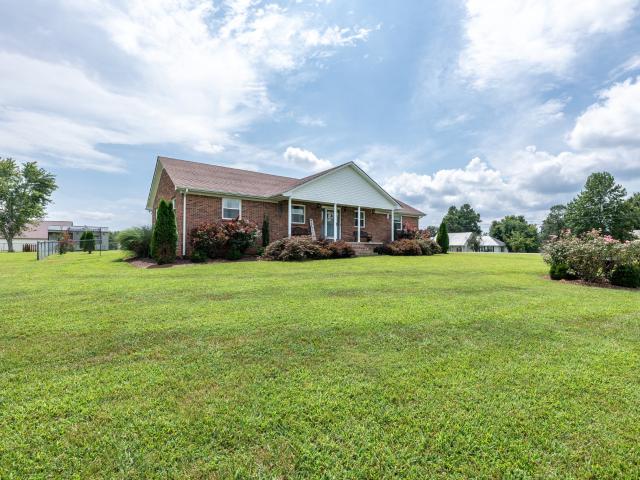 105 Monument Cir