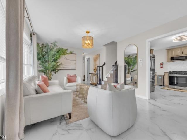 105 Morril Dr