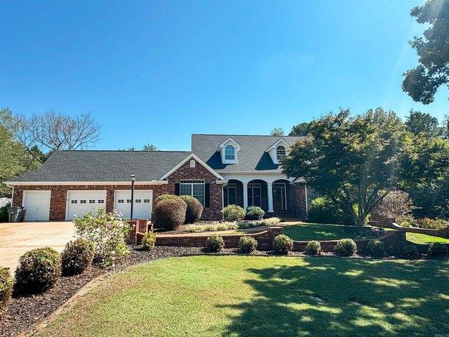 105 Madalyn Dr, Searcy, AR 72143