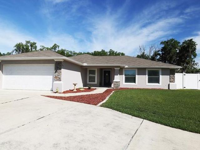 105 Majestic Gardens Ct, Winter Haven, FL 33880