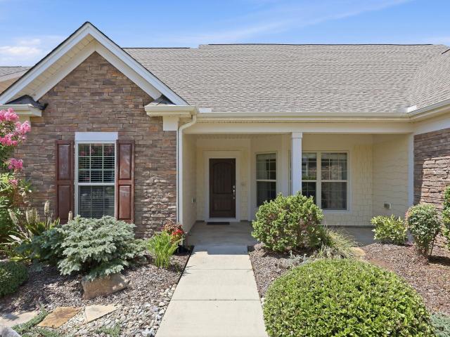 105 Manning Way