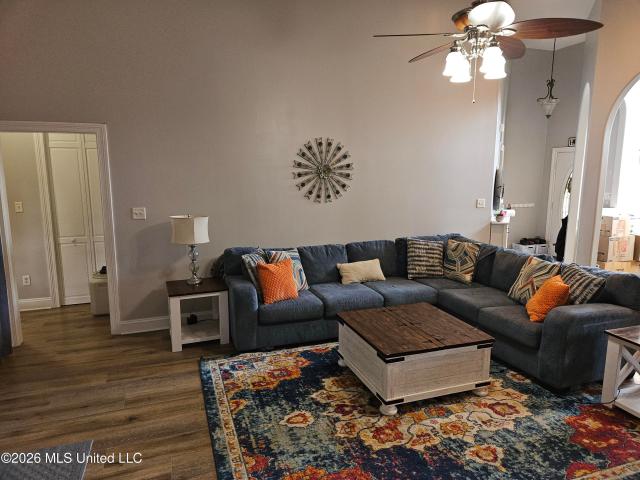 105 Mckinzie Cove
