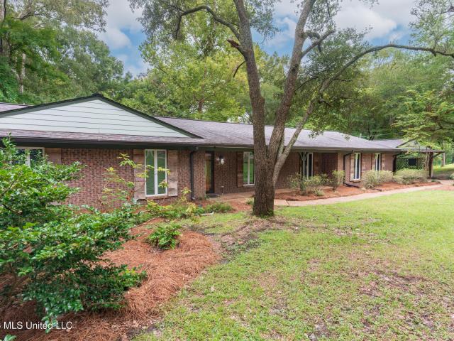 105 Mclendon Drive