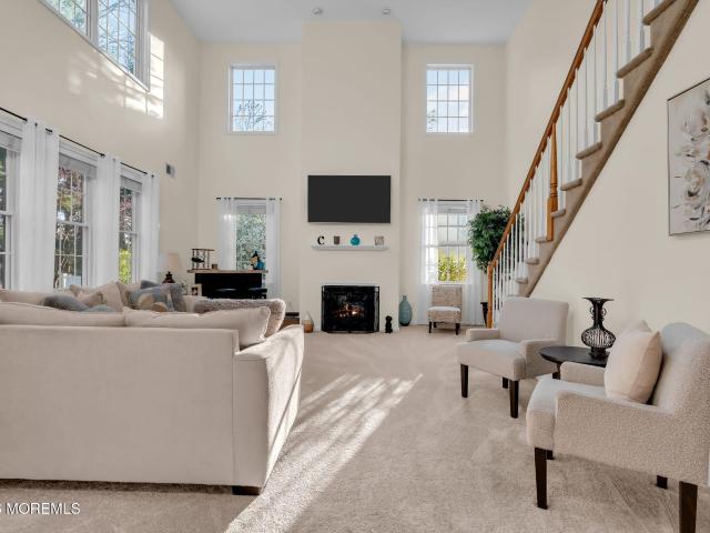 105 Mesa Verde Lane