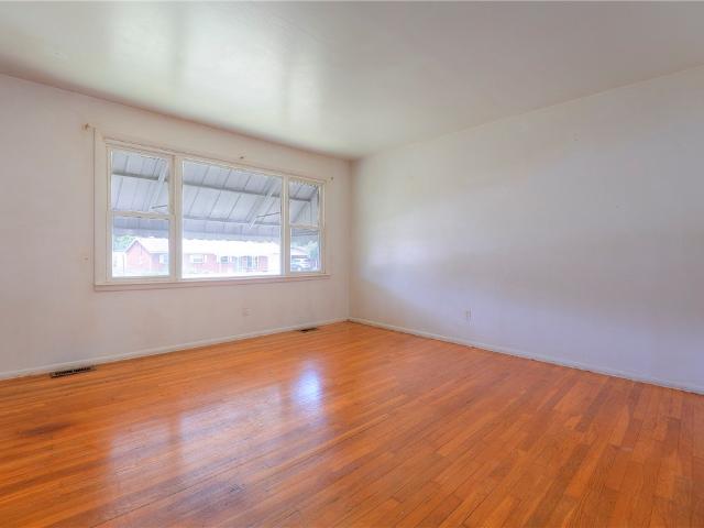 105 Mt. Pleasant Blvd