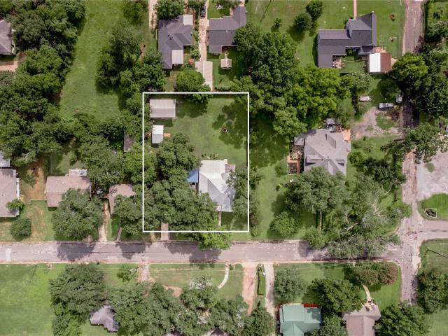 105 N Texas Street