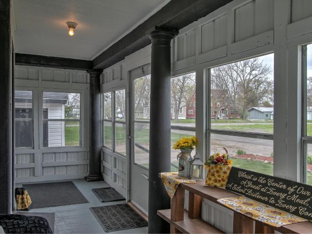 105 N Ciro Avenue