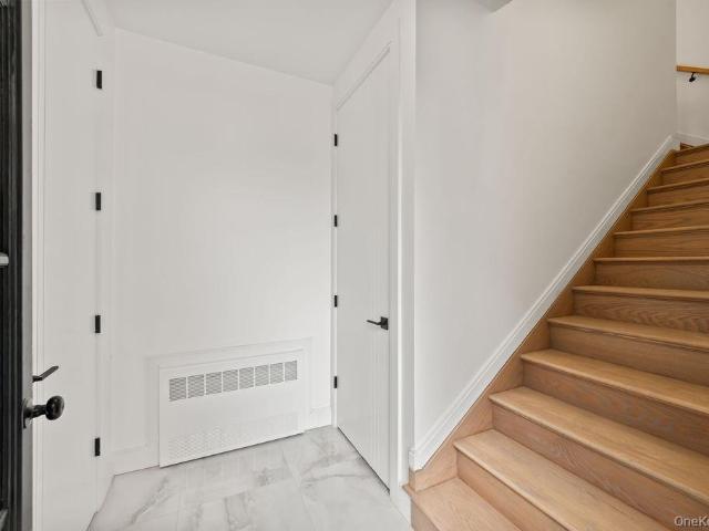 105 N Cole Avenue 213
