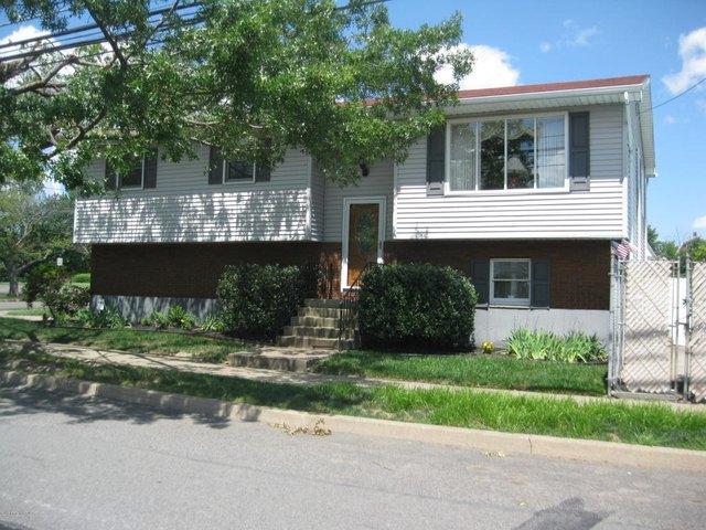 105 N Goodwin Ave, Kingston, PA 18704