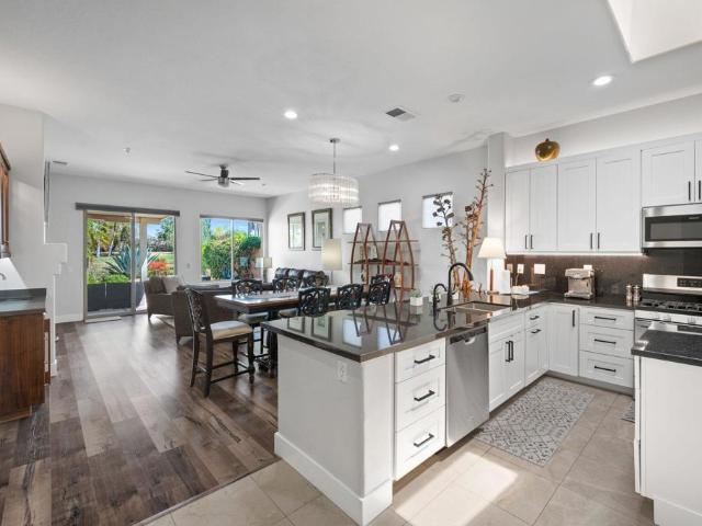 105 N Kavenish Drive