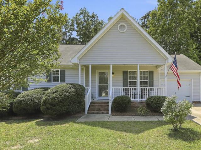 105 N Lintel Dr, Fuquay Varina, NC 27526