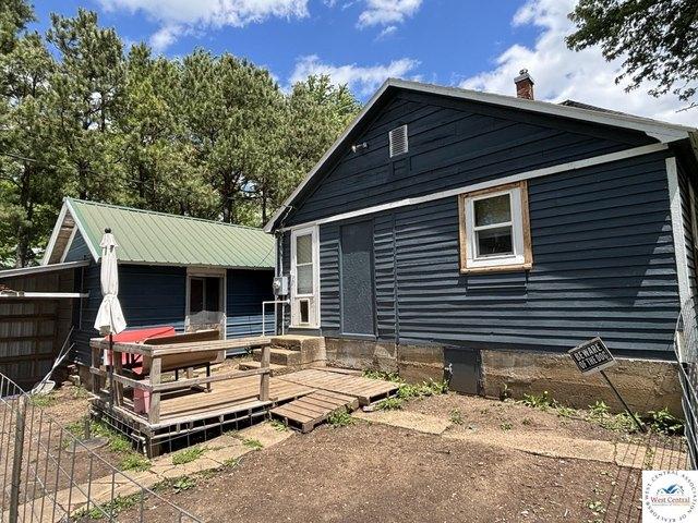 105 N Pine St, Cole Camp, MO 65325