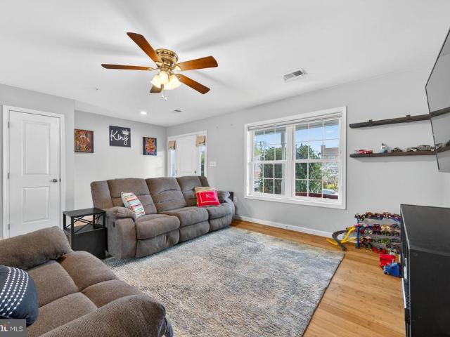105 N Potomac Street