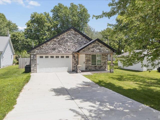 105 N Railroad Street
